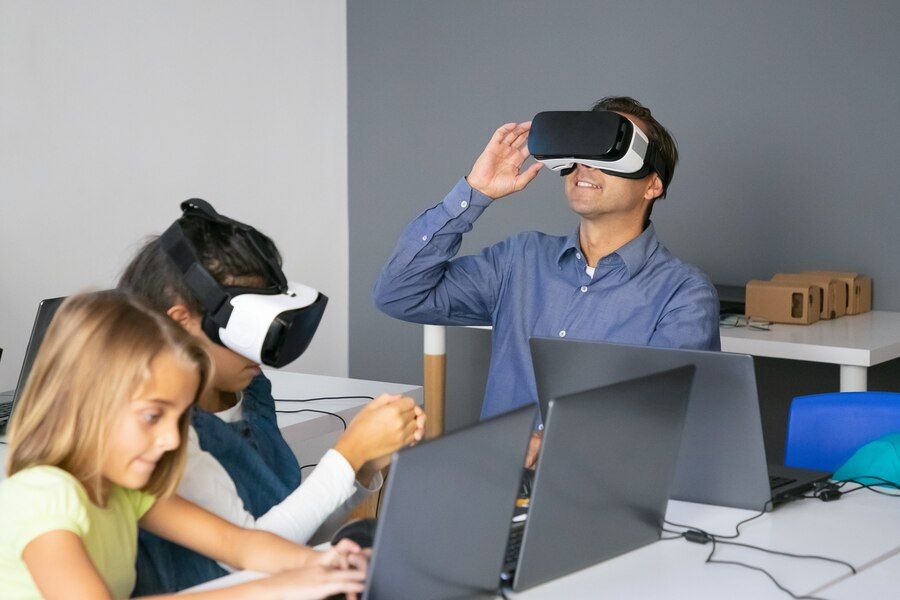 AI Classroom Assistants: AI The Key to Saving Time